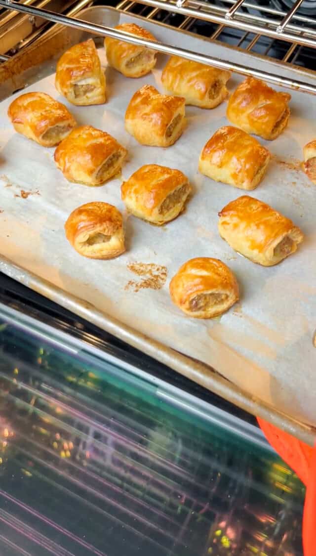 Easy Sausage Roll Recipe l Bad Batch Baking
