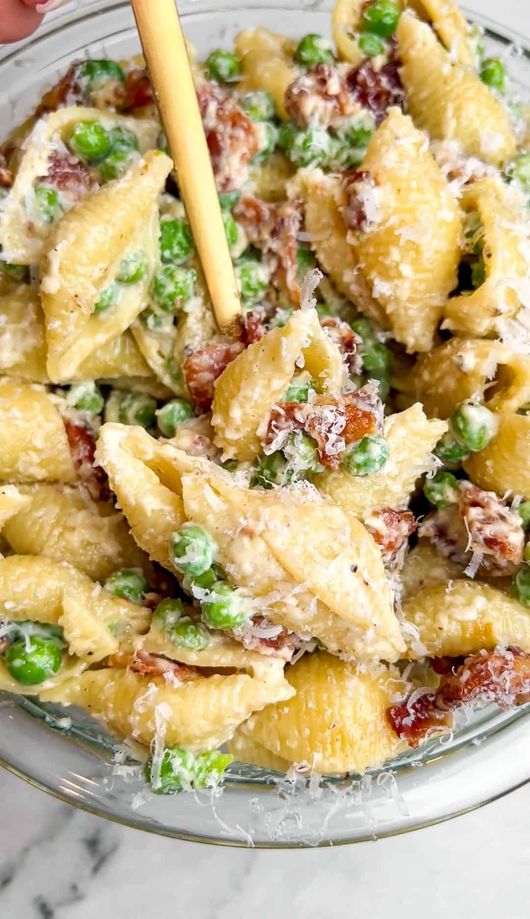 Creamy Pea and Bacon Pasta Salad - Bad Batch Baking