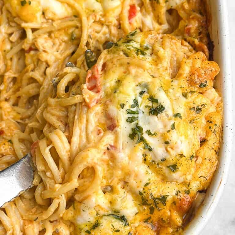 Easy Chicken Spaghetti with Rotel l Bad Batch Baking